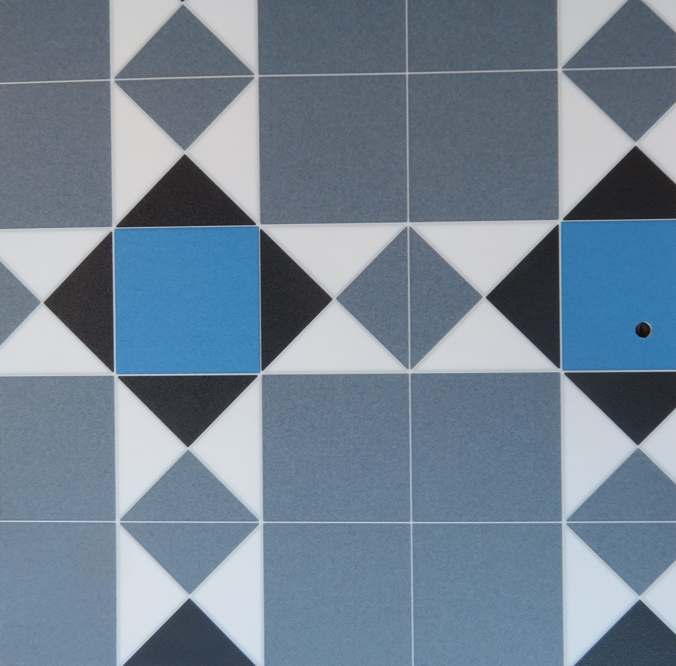 Amplus by Octavian Collection - Carpet Monster