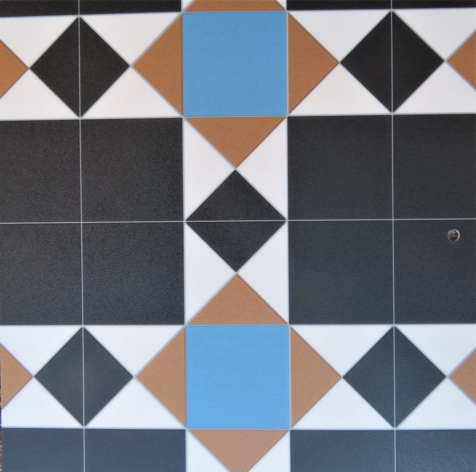 Amplus by Octavian Collection - Carpet Monster