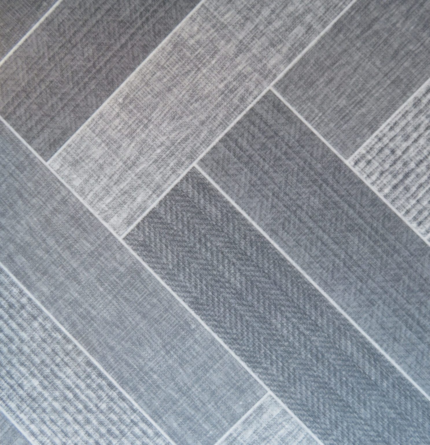 Amplus by Octavian Collection - Carpet Monster