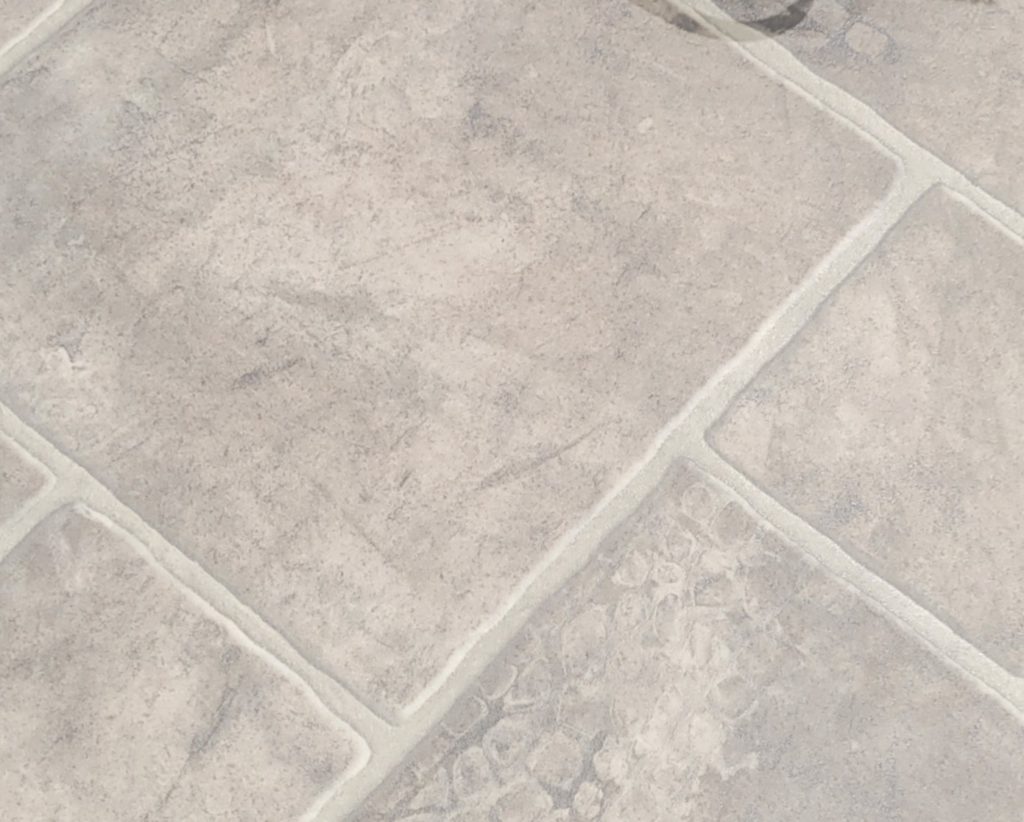 Luna Vinyl By Octavian - Carpet Monster